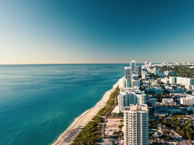 Akoya Condos Lifestyle: Paradise at Miami Beach's Premier Residence ...